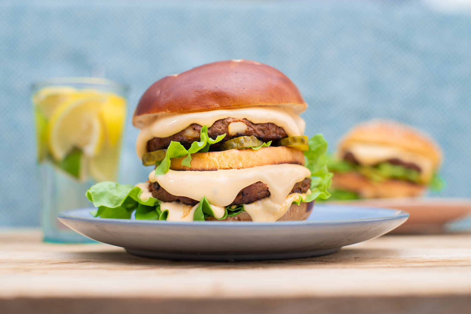 Ultimate BBQ Burger – Family Friendly Working